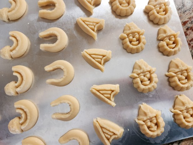 Boozy St. Patrick’s Day Cookies Made with Baileys! Use Cookie Press or ...